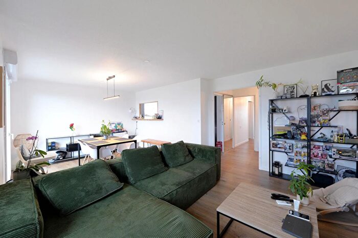 Appartement à vendre - Gagnac-sur-Garonne - 4 pièces - 3 chambres