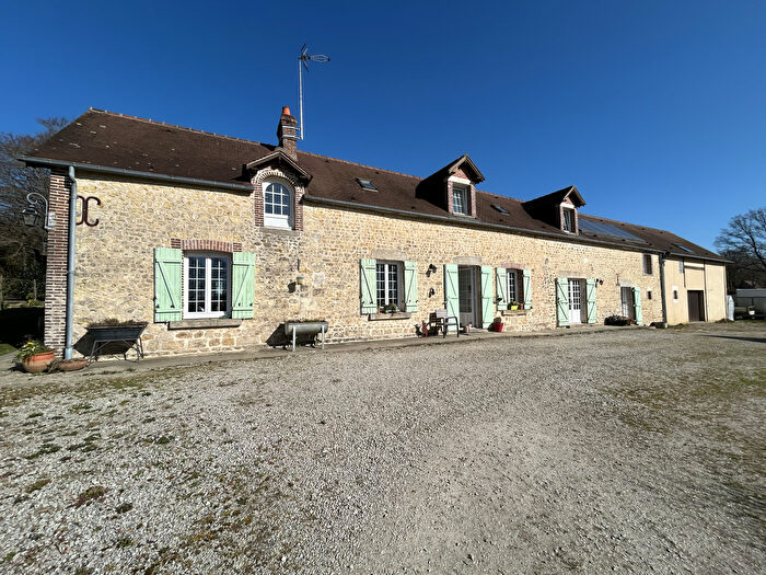 Maison 9 pièces à Laleu, à vendre