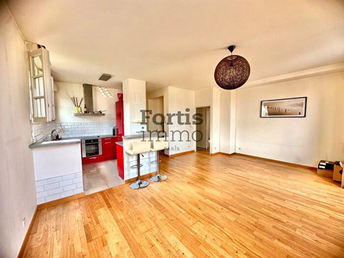 Corbeil-Essonnes, Centre-ville : Appartement 3 pièces à vendre