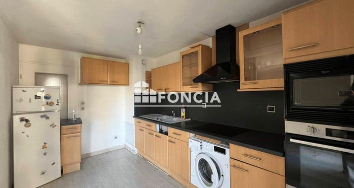 Berriat-Ampere, Grenoble : Appartement 3 pièces à louer