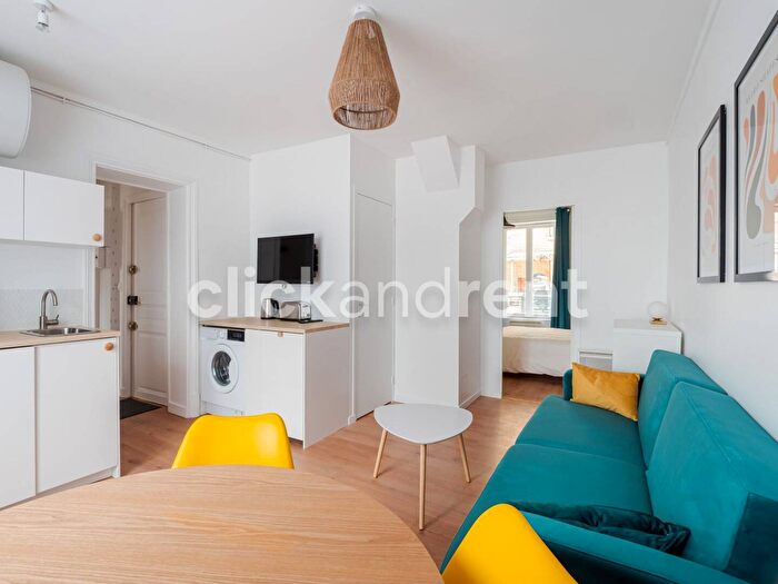 Agent Sarre-Centre-Les Vallées-La Garenne, Colombes : Appartement 3 pièces à louer