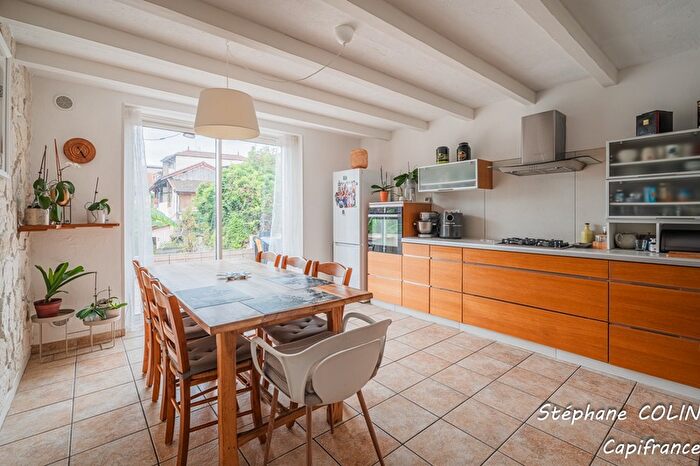 Maison à vendre - Tullins - 4 pièces - 3 chambres