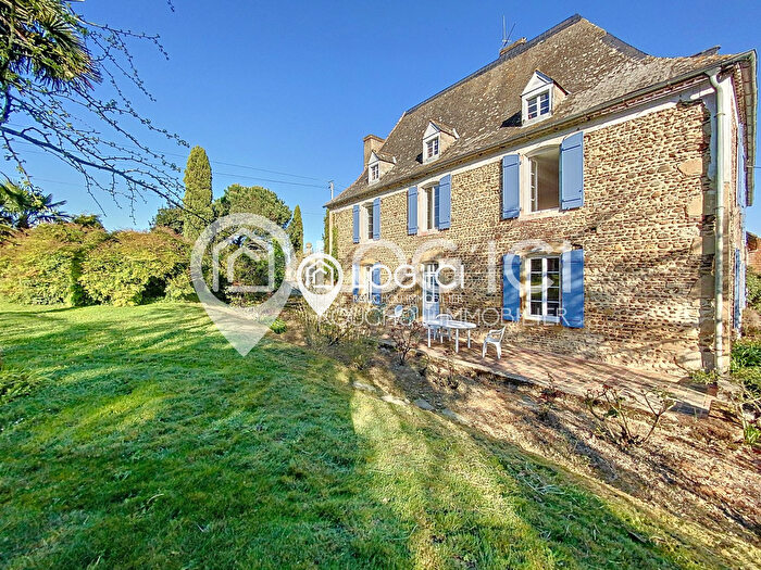 Maison à louer - Garlède-Mondebat - 8 pièces - 6 chambres