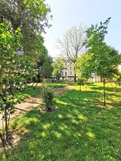 Appartement à louer - Versailles - 5 pièces - 2 chambres