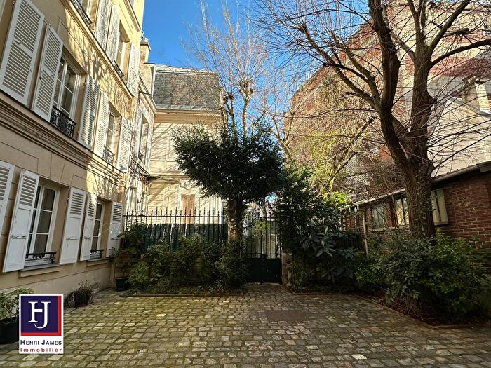 Appartement à vendre - Paris e , Porte de Saint-Cloud, Auteuil-Sud - 5 pièces - 3 chambres