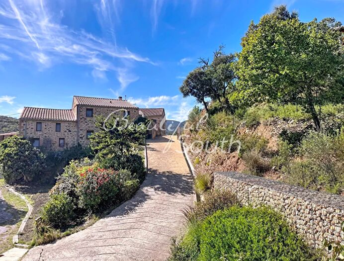 Maison à vendre - Caixas - 10 pièces - 5 chambres