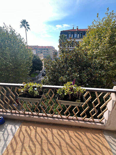 Appartement à louer - Nice, Carabacel - 1 pièce