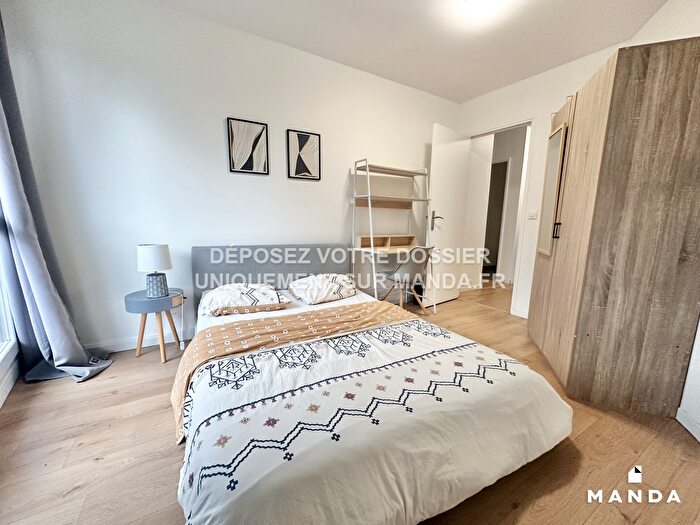 Créteil, Palais - Appartement 5 pièces à louer
