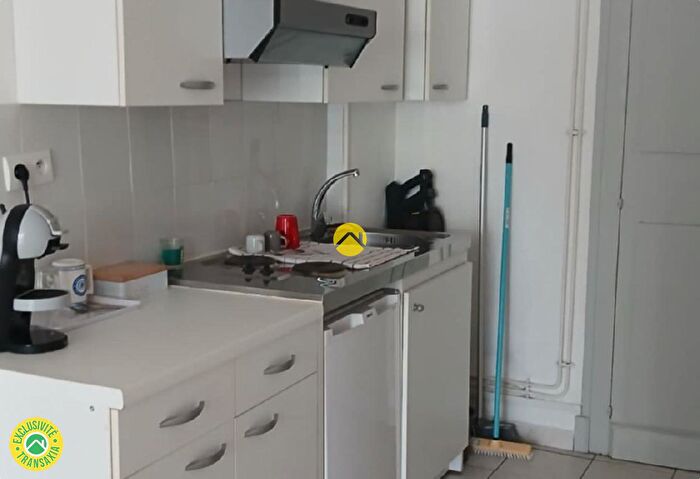 Appartement à vendre - Néris-les-Bains - 2 pièces - 1 chambre