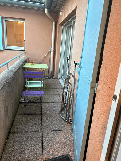 Appartement à louer - Saint-Rémy-de-Provence - 2 pièces - 1 chambre