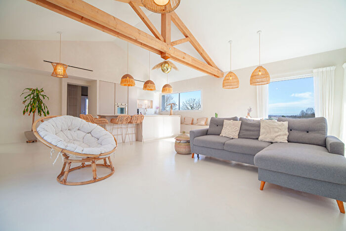 Maison à vendre - Guiche - 5 pièces - 4 chambres