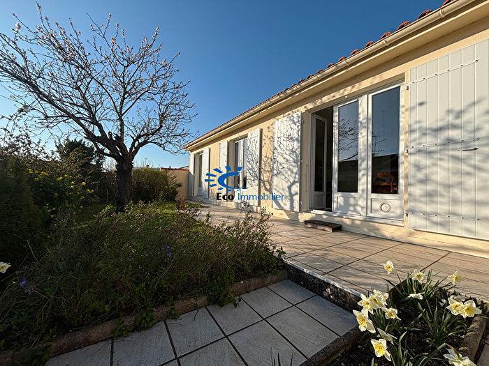 Maison à vendre - La Rochelle, Petit Marseille, Villeneuve-les-Salines - 5 pièces - 3 chambres