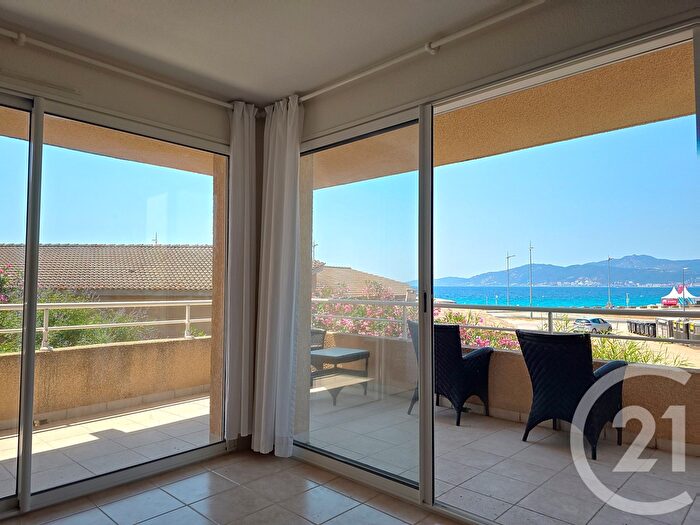 Appartement à vendre - Albitreccia - 2 pièces - 1 chambre