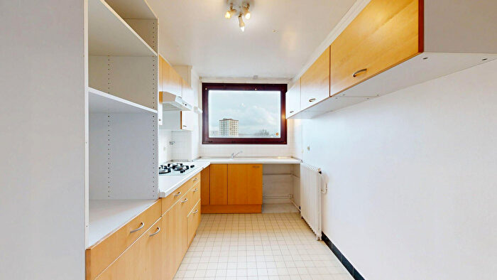 Appartement à vendre - Nanterre, Centre-ville - 3 pièces - 2 chambres