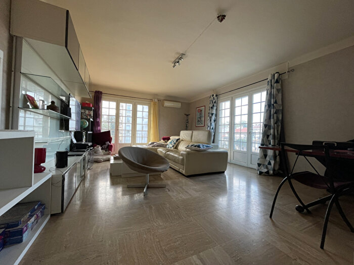 Appartement à vendre - Perpignan, Les Remparts - 4 pièces - 3 chambres