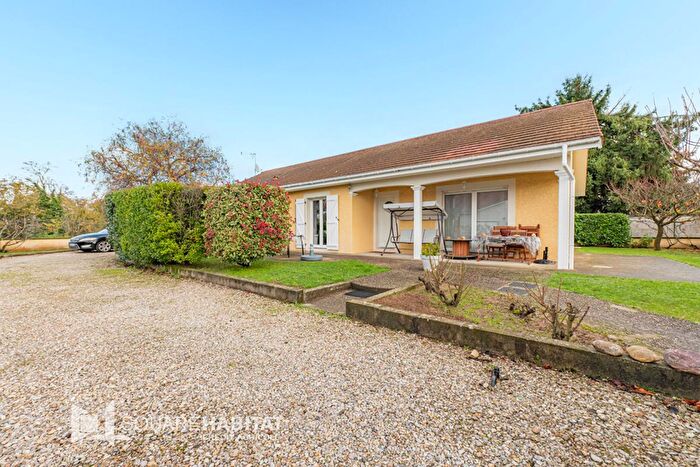 Maison à vendre - Marcollin - 6 pièces - 4 chambres