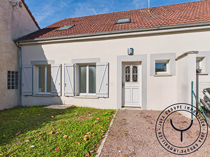 Maison 5 pièces à Romilly-sur-Seine, Le Trou-du-Chêne, à vendre