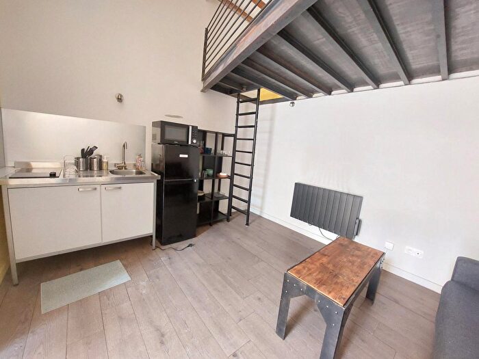 Appartement 1 pièce à louer - Saint-Étienne, Centre-ville, Peuple, Chavanelle