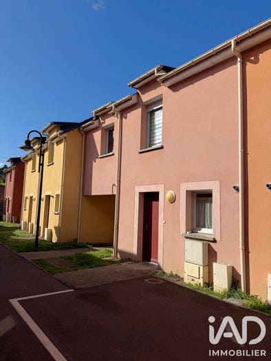 Maison 4 pièces à La Rivière-Saint-Sauveur, à louer