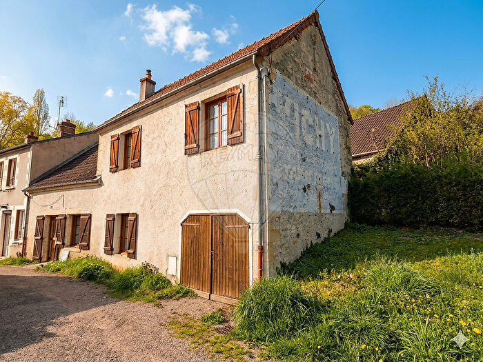 Maison 4 pièces à Prémery, à vendre