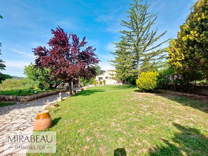 Maison à louer - Beaumont-de-Pertuis - 4 pièces - 3 chambres