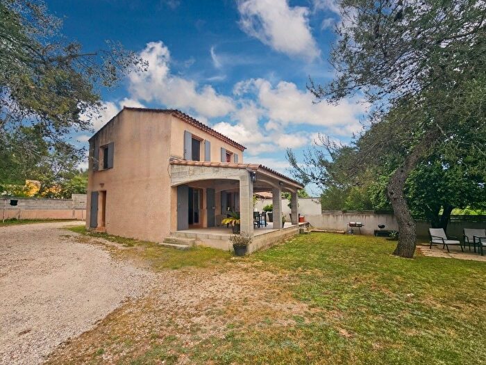 Maison 4 pièces à vendre à Uzès