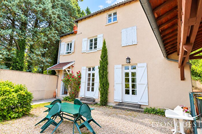 Maison 10 pièces à vendre à Charbonnières-les-Bains