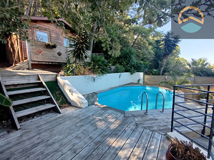 Maison à vendre - La Crau, La Moutonne, La Giavy, Les Vannes - 5 pièces - 3 chambres