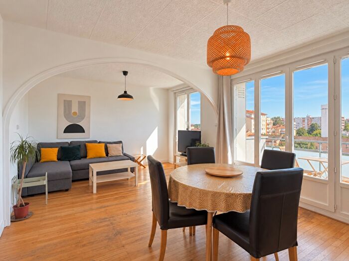 Villefranche-sur-Saône, Centre-ville : Appartement 3 pièces à vendre
