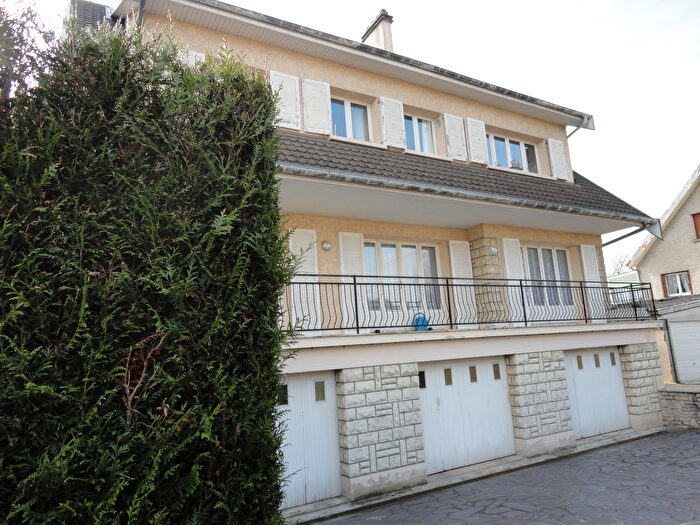 Appartement à louer - Bures-sur-Yvette - 1 pièce