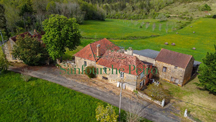 Maison à vendre - Campagnac-lès-Quercy - 8 pièces - 4 chambres