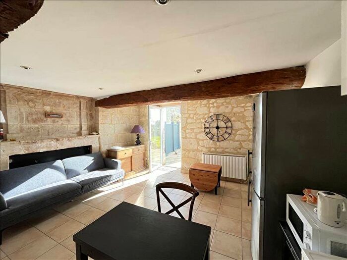 Maison à louer - Épieds - 2 pièces - 1 chambre