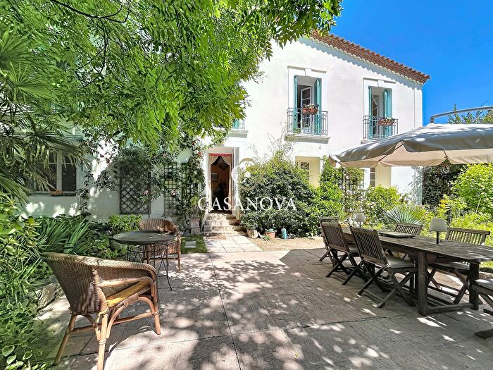 Pézenas : Maison 15 pièces à vendre