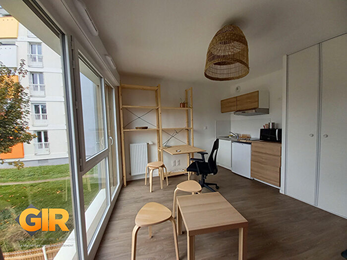 Appartement 1 pièce à Quartiers Nord-Ouest, Villejean, à louer