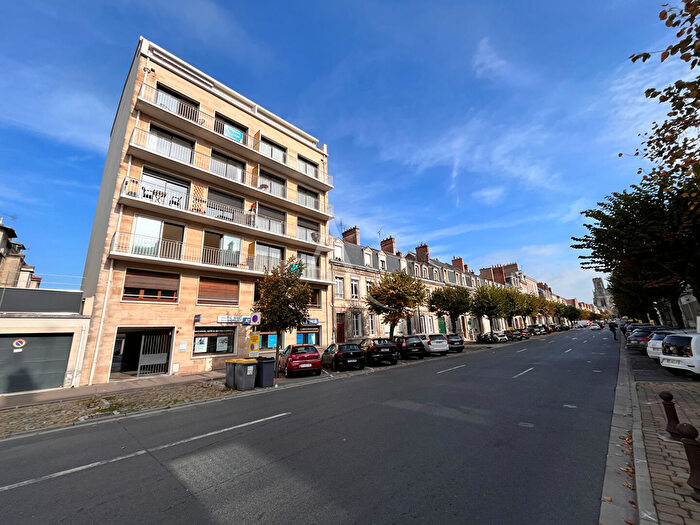 Appartement 2 pièces à Reims, Centre-ville, à louer