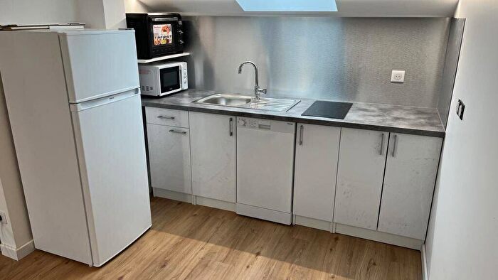 Appartement à louer - Glorieux Saint Barthelemy, Verdun - 3 pièces - 2 chambres