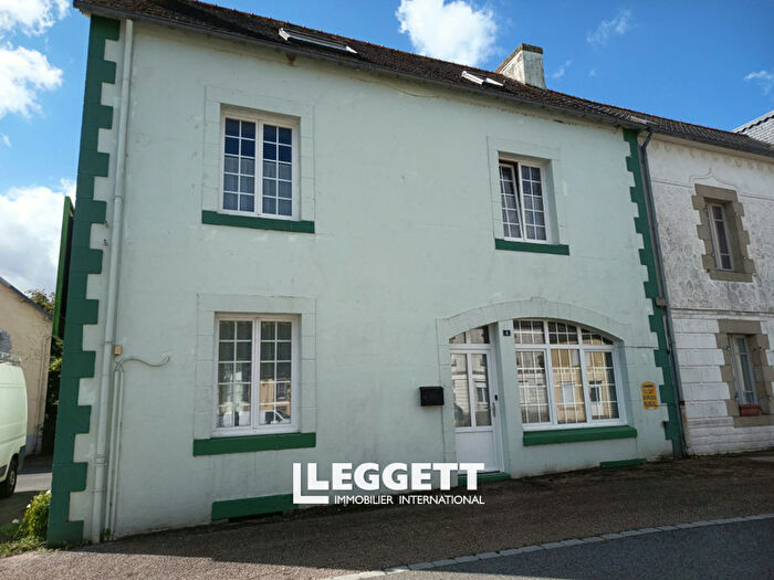 Maison 10 pièces à vendre à Spézet