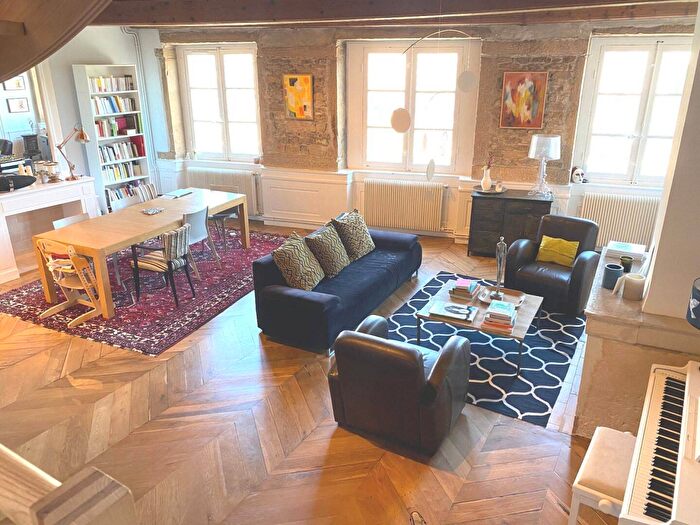 Appartement à louer - Saint Irénée, Lyon ème - 7 pièces - 5 chambres