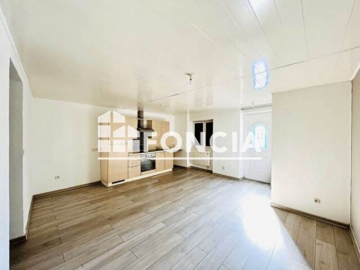 Appartement à louer - Centre, Firminy - 2 pièces - 1 chambre