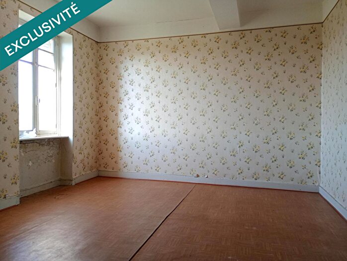 Appartement 2 pièces à Panissières, à vendre