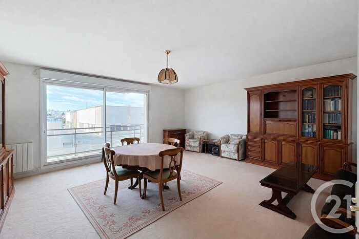 Appartement à vendre - Chartres, Hôtel Dieu, Grand Faubourg - 3 pièces - 2 chambres