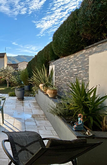 Maison 7 pièces à Saint-Jean-de-Muzols, à vendre
