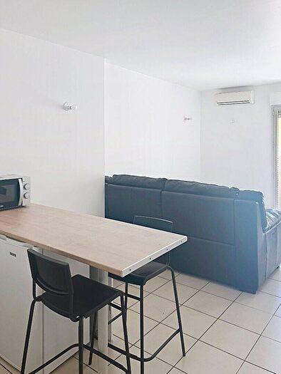 Appartement 2 pièces à Bezouce, à louer