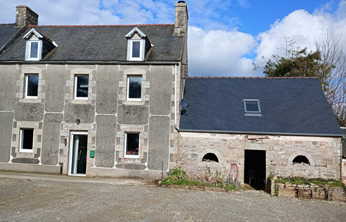 Plougras : Maison 5 pièces à vendre
