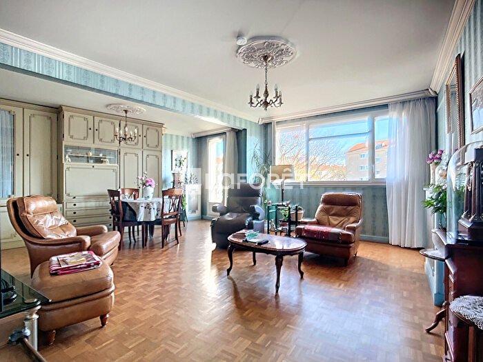 Appartement à vendre - Ermont, Centre-ville - 4 pièces - 2 chambres