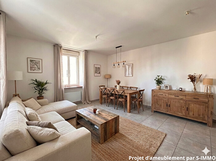 Appartement à louer - Luxeuil-les-Bains - 2 pièces - 1 chambre