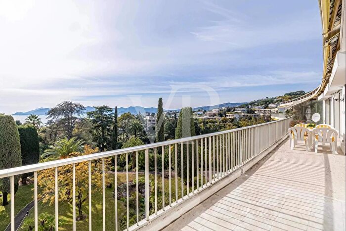 Appartement à vendre - Cannes, Croix des Gardes - 6 pièces