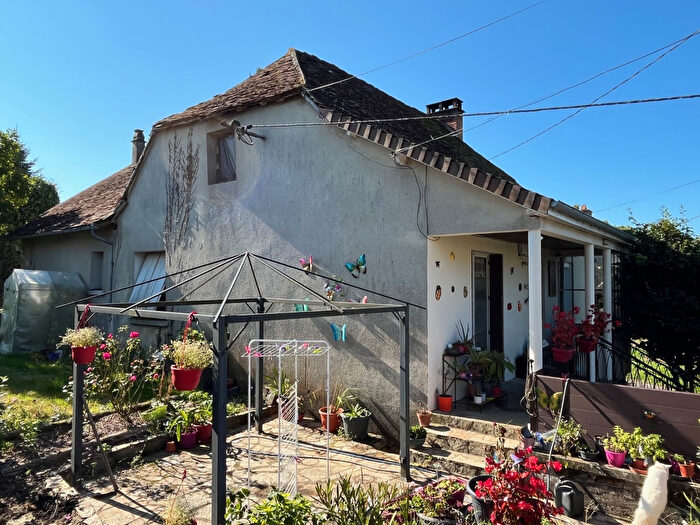 Maison à vendre - Payzac - 5 pièces - 4 chambres