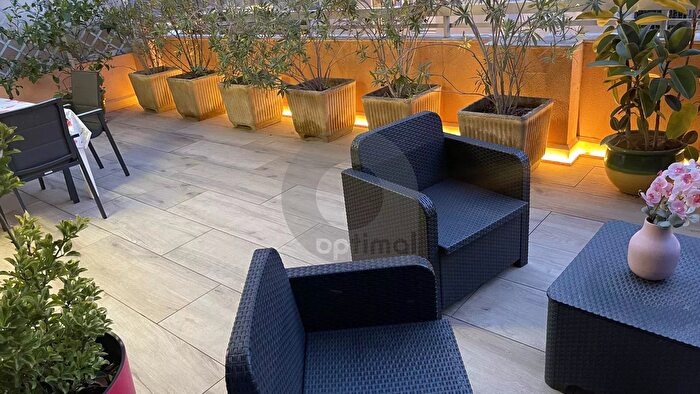 Appartement à vendre - Menton, Hôtel de Ville, Vieille Ville, Musée, Madone, Carnolès - 2 pièces - 1 chambre