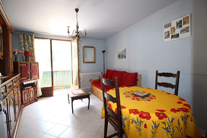 Appartement à vendre - Bagnères-de-Luchon - 3 pièces - 1 chambre